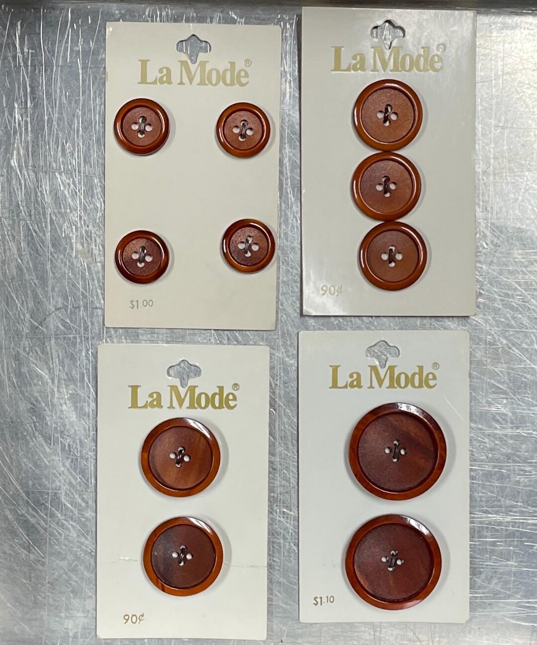 Vintage Rust Buttons on Original Card, La Mode, Holland - Etsy