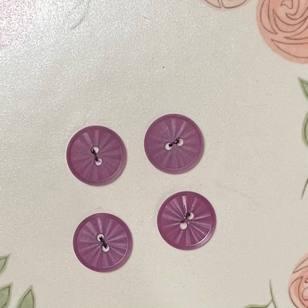 Vintage Purple Buttons - Etsy