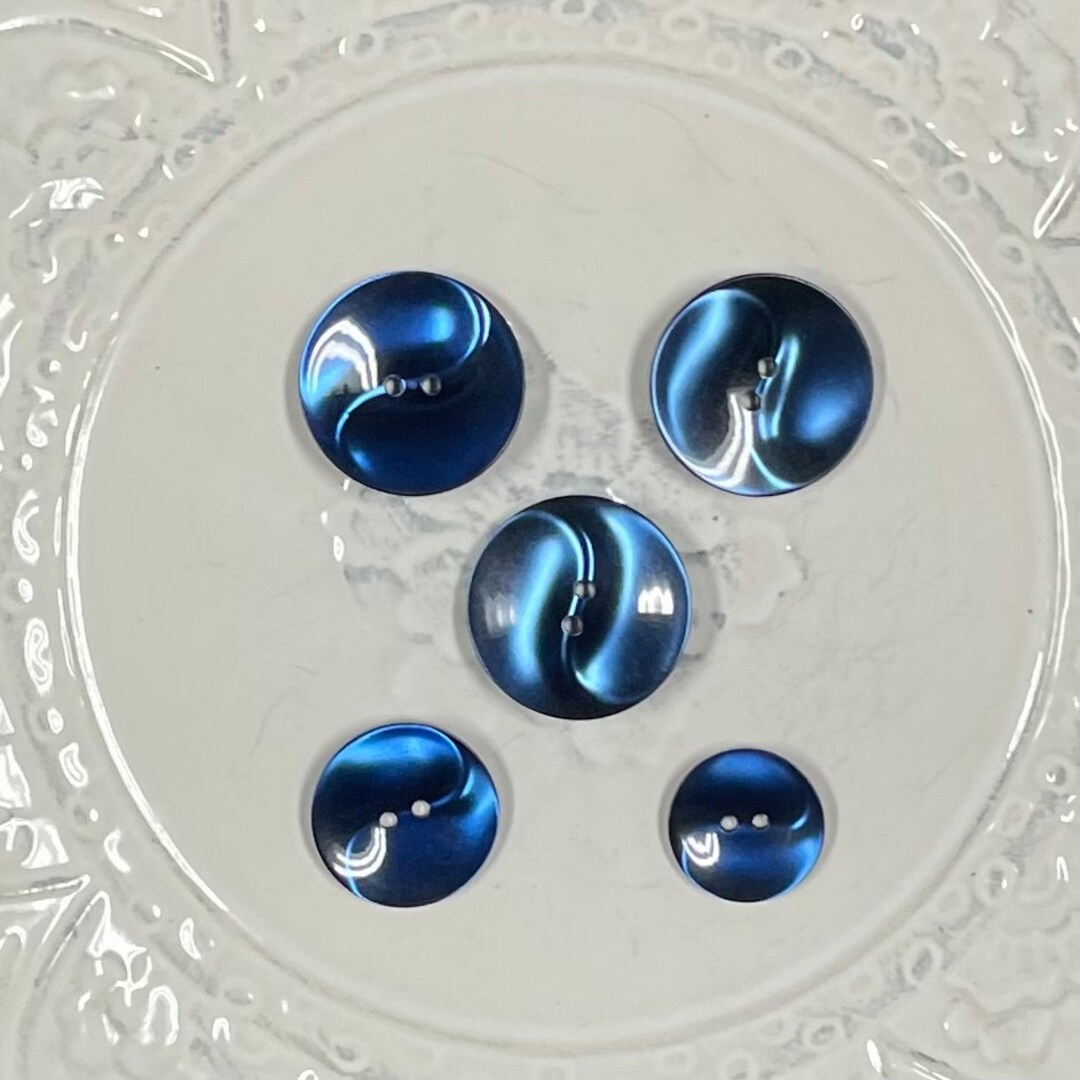 Vintage Blue Buttons in Three Sizes - Etsy