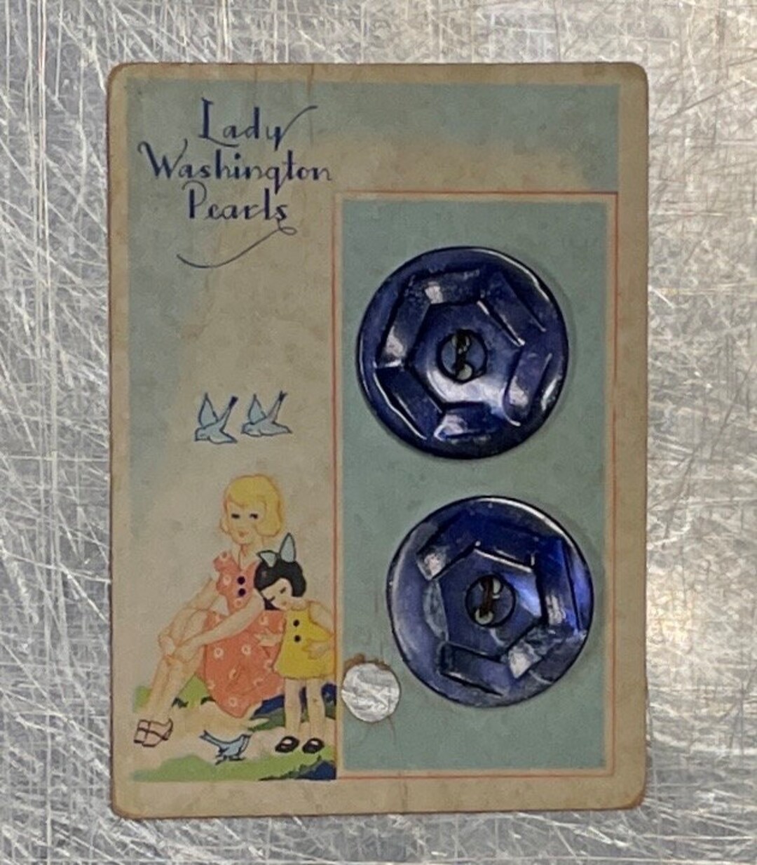 Vintage Lady Washington Pearls Dark Blue Mother of Pearl Buttons on ...