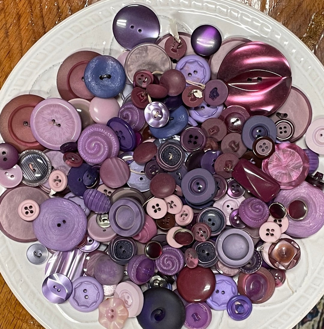 200 Vintage Purple Buttons Mixed Material Large Small - Etsy
