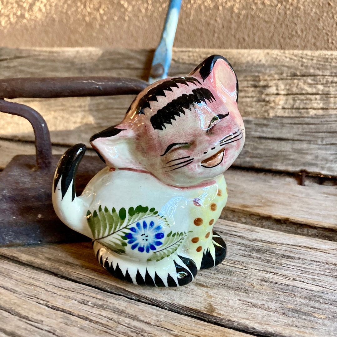 Mexican Talavera Ceramic Smiling Face Cat, Decorated With Polka Dots ...