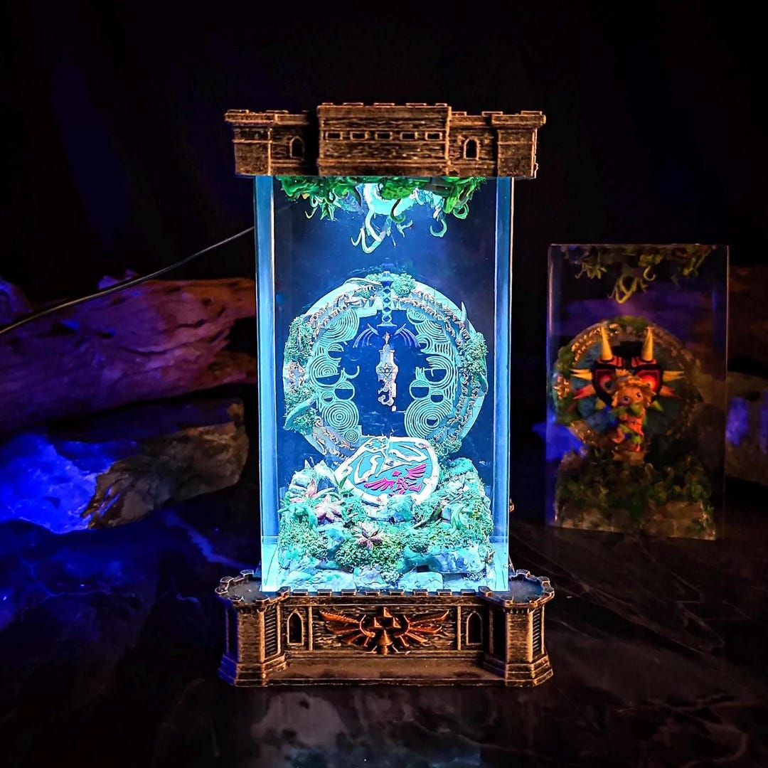 Hylian Shield and Master Sword Epoxy Resin Lamp, Resin Art, Custom ...