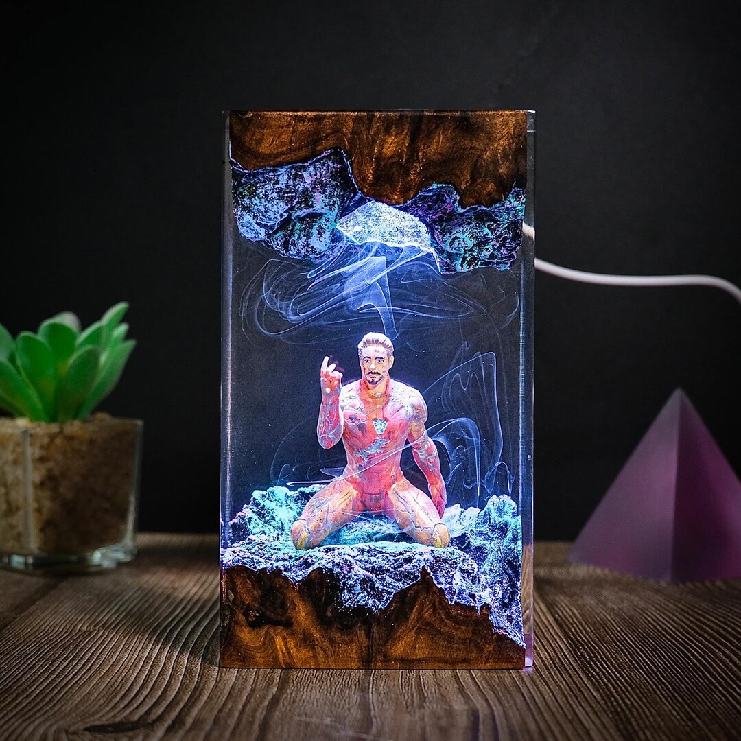 Iro.n Hero Resin Lamp, LED Movie Night Light, Premium Handcrafted ...