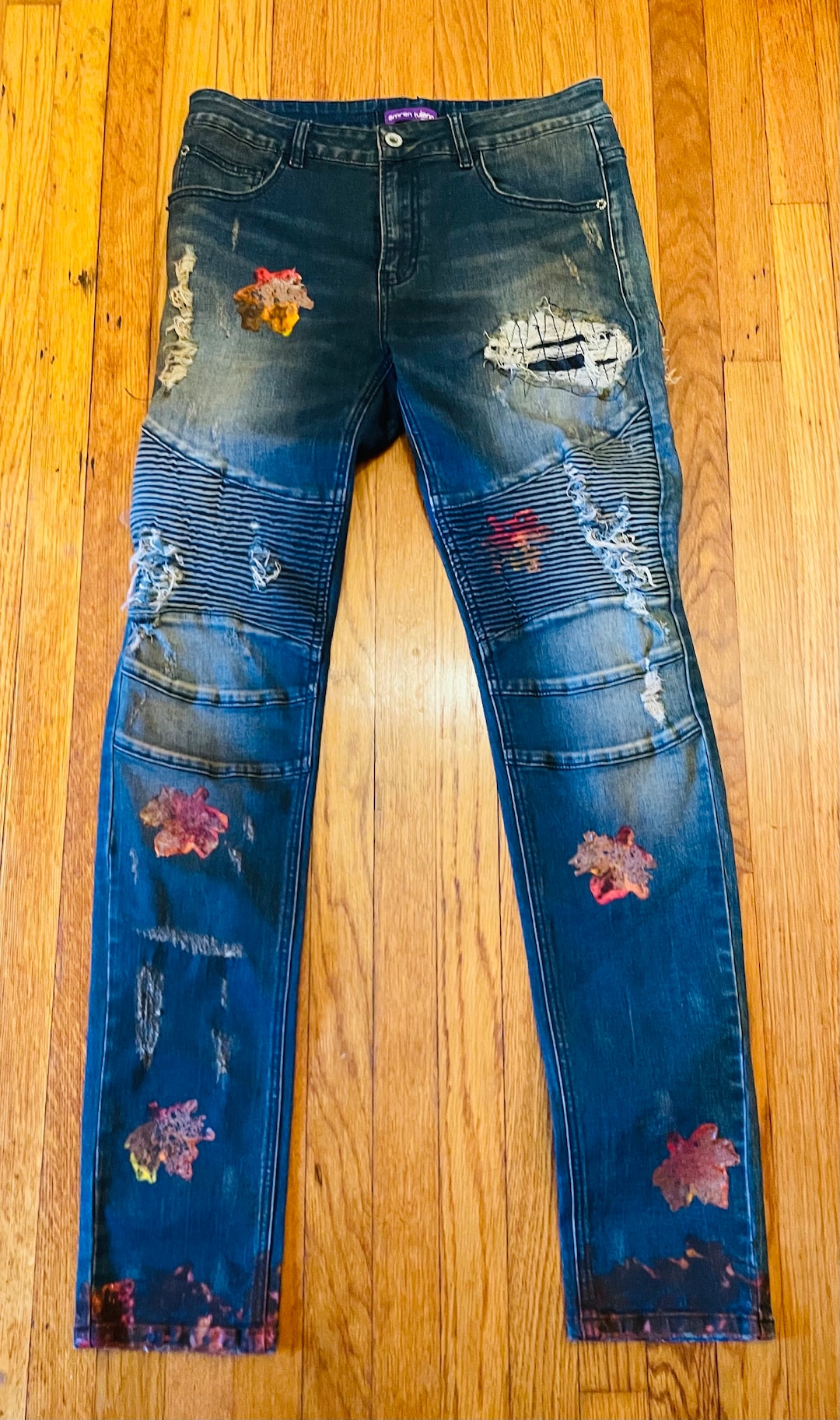Handpainted Maple Leaf Upcycled Men’s Jeans 32/32 - Etsy