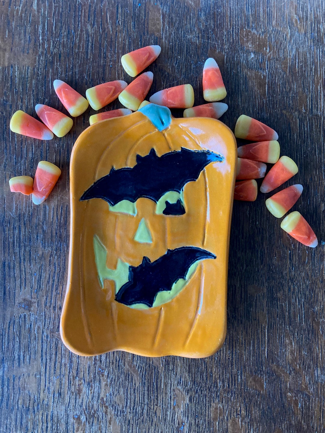 Spoon Rest HALLOWEEN BATS in Their PUMPKIN Home Stoneware - Etsy
