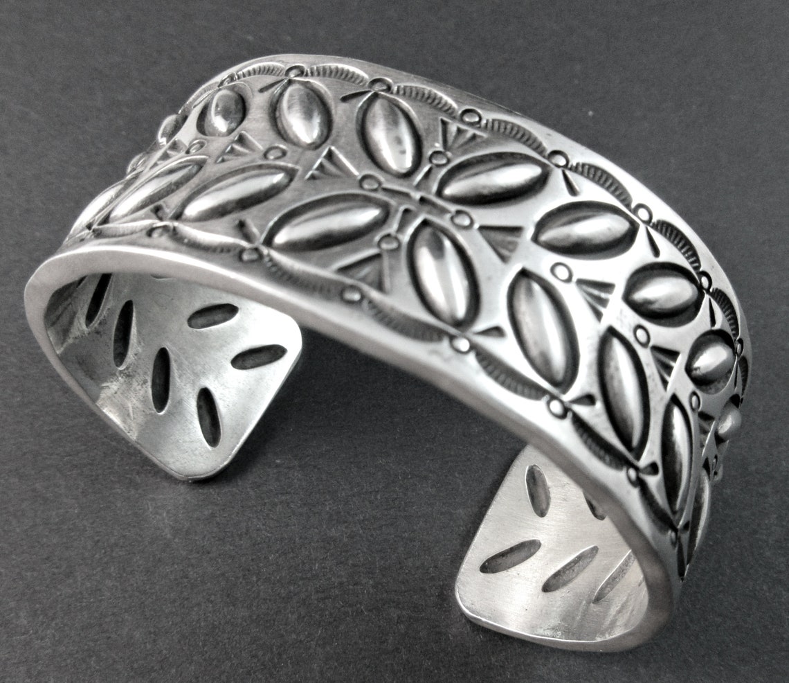 Navajo HERMAN Smith-heavy Gauge-precise Repousse 925 Cuff-fits 6-3/4 ...
