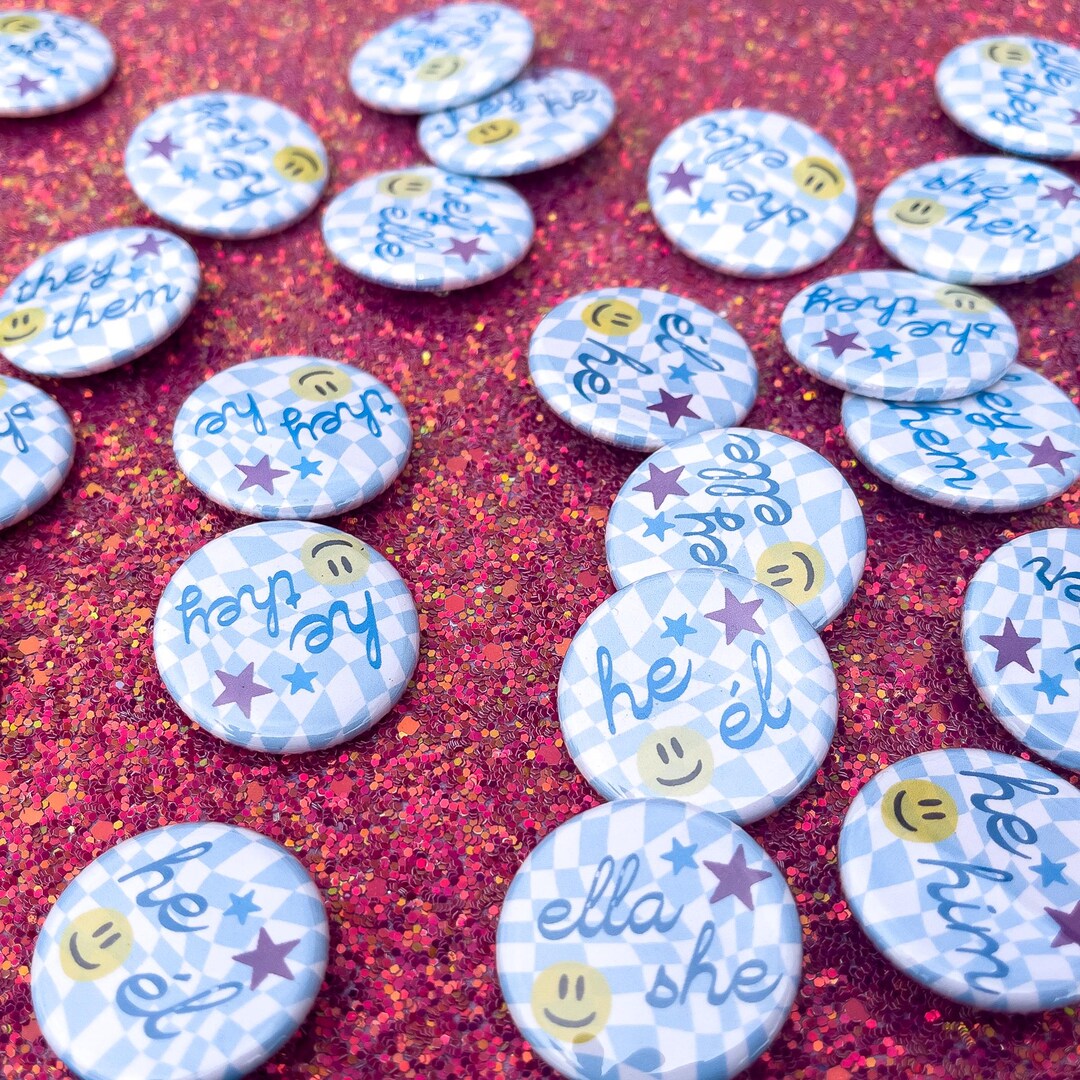 Bilingual Spanish English Pronoun 1.25" Buttons 00s Aesthetic - Etsy