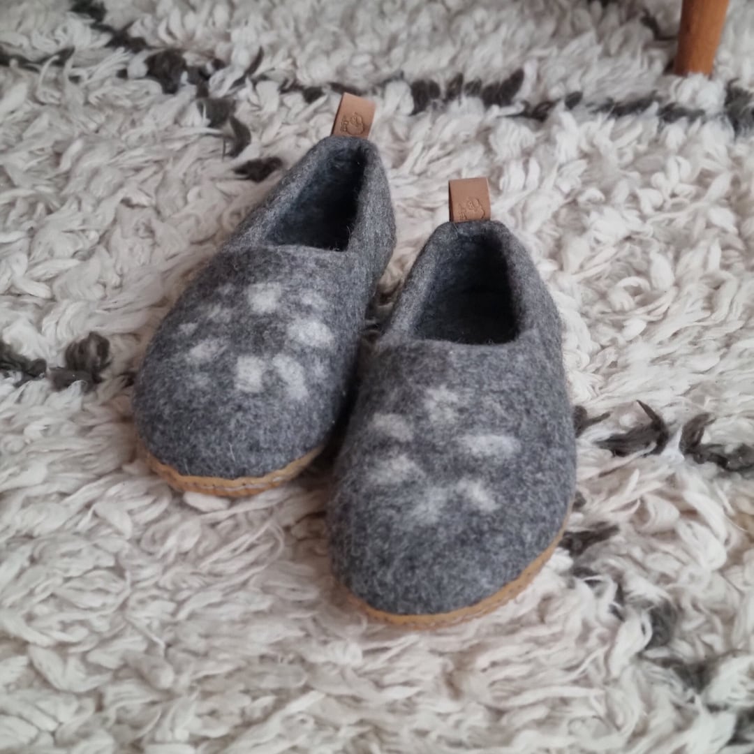 Felted Wool Clogs Grey Lithuanian Star - Handmade Organic Wool Felt ...