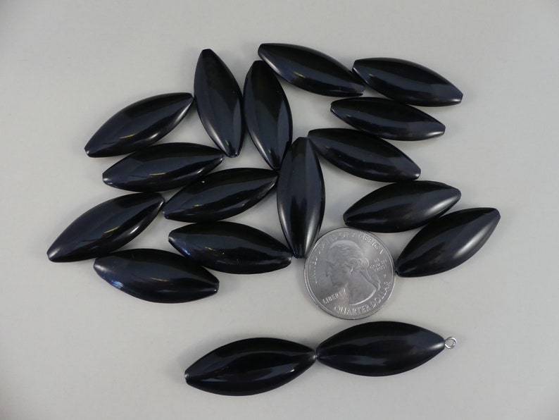 Vintage Black Flat Pointed Oval Plastic Bead -35 Pcs. 5 X 12 X 22 Mm ...