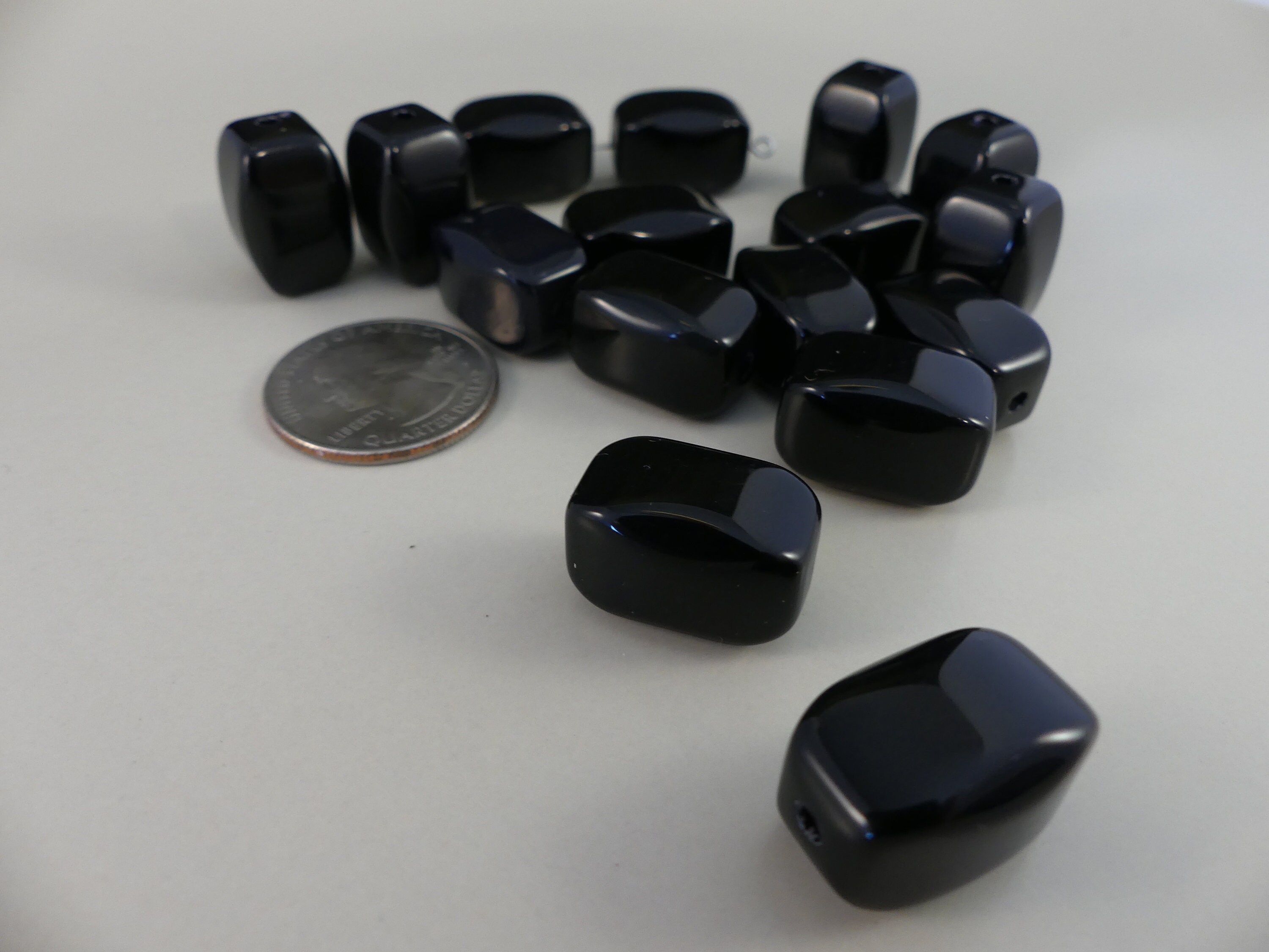 Vintage Small Rounded Rectangle Black Plastic Bead - 40 Pcs. 13 X 20 Mm ...