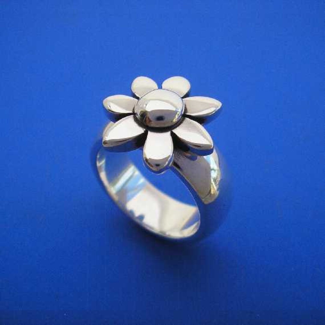 Silver Spinning Daisy Ring , Flower Ring, Hand Made Solid Silver - Etsy