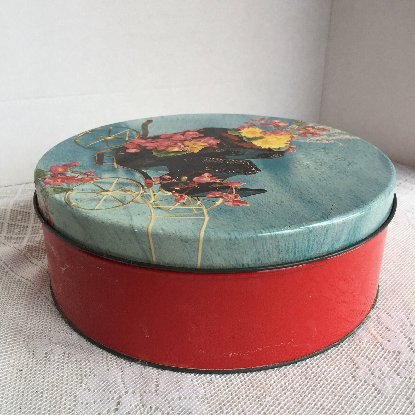 Kitchen Storage / Red Metal Container / Vintage Stagecoach and - Etsy