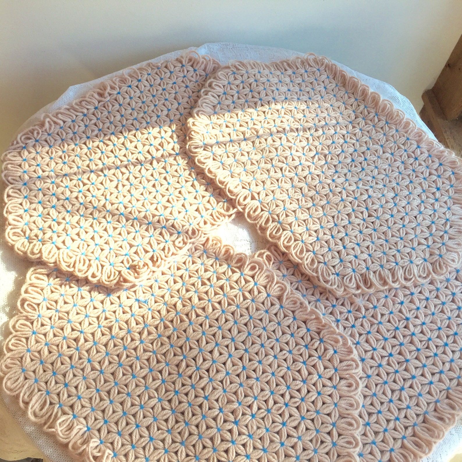 Vintage Crochet Place Mats in Brown and Blue / Hand Crocheted - Etsy