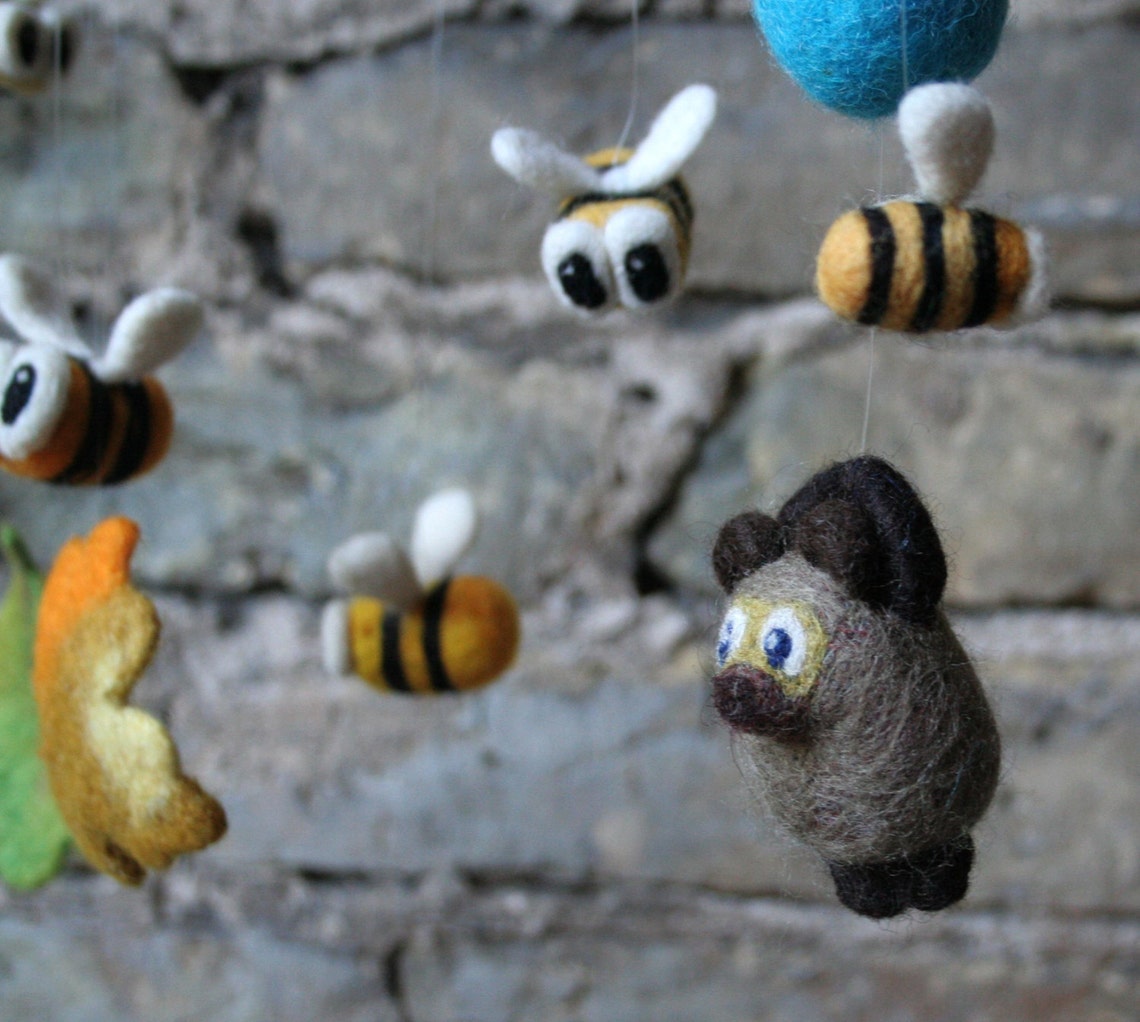 Baby Needle Felted Mobile Winnie the Pooh and Bees Nursery - Etsy
