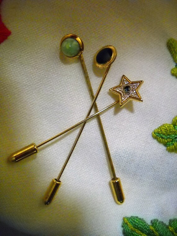 Vintage stick pin brooches - Gem