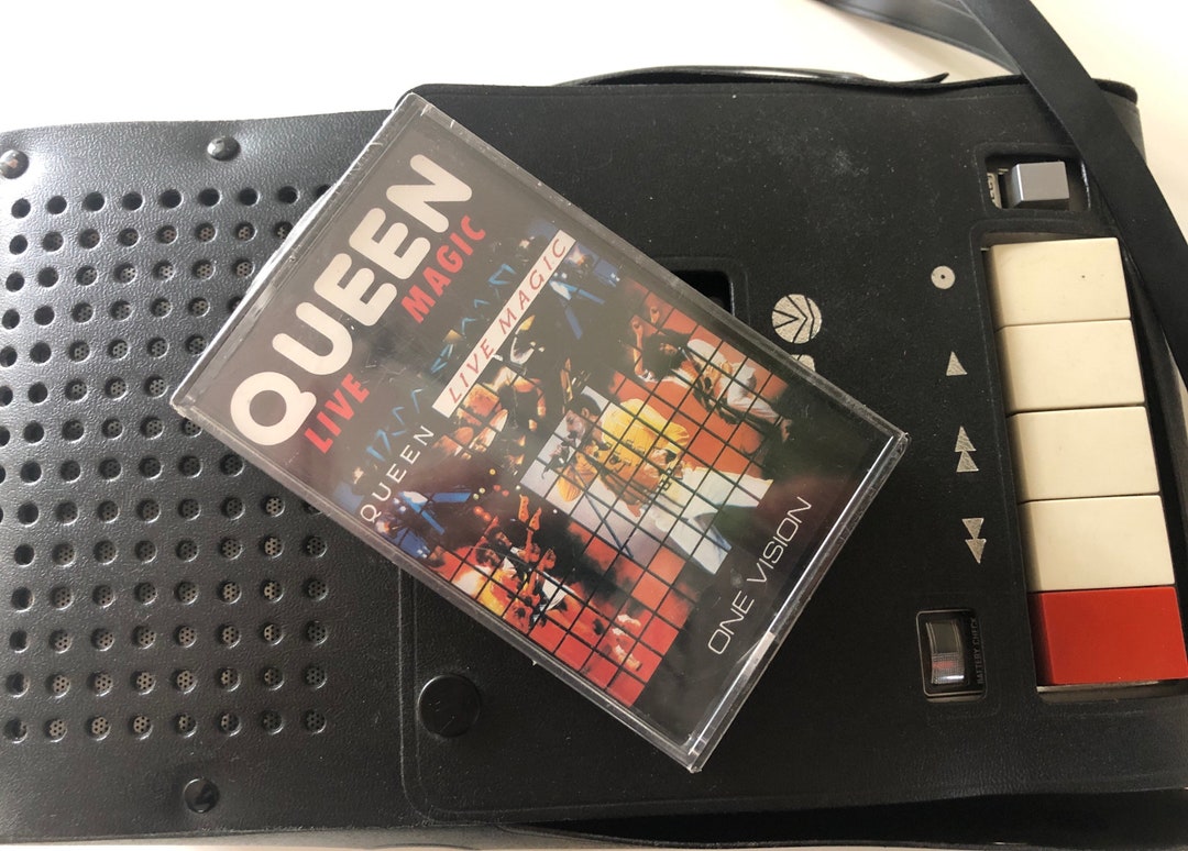 Queen Cassette SEALED 1974 1st US Issue Freddie Mercury Queen Live ...