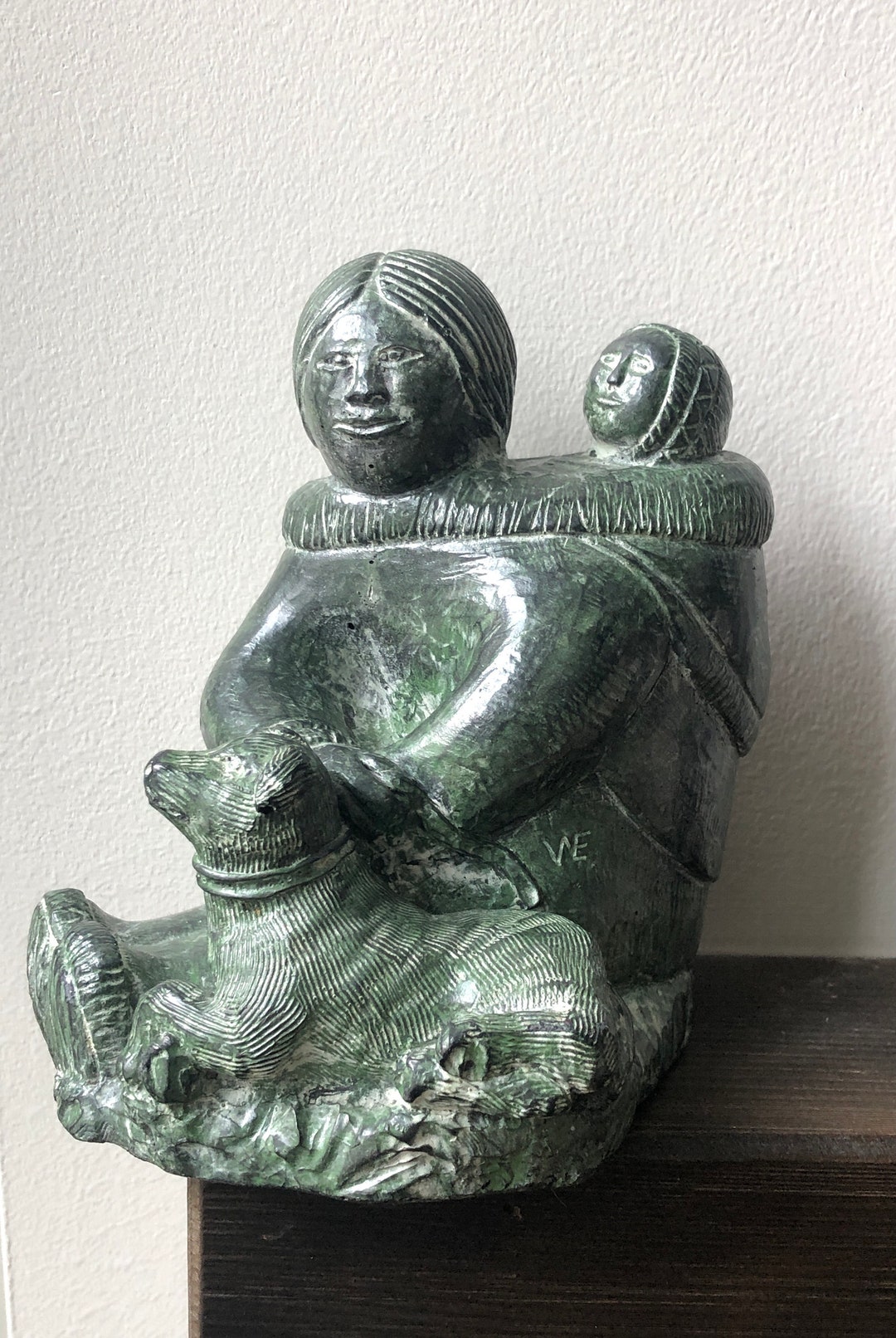 Original Vintage WOLF Inuit Figurine Sculpture Carving of Woman/child ...