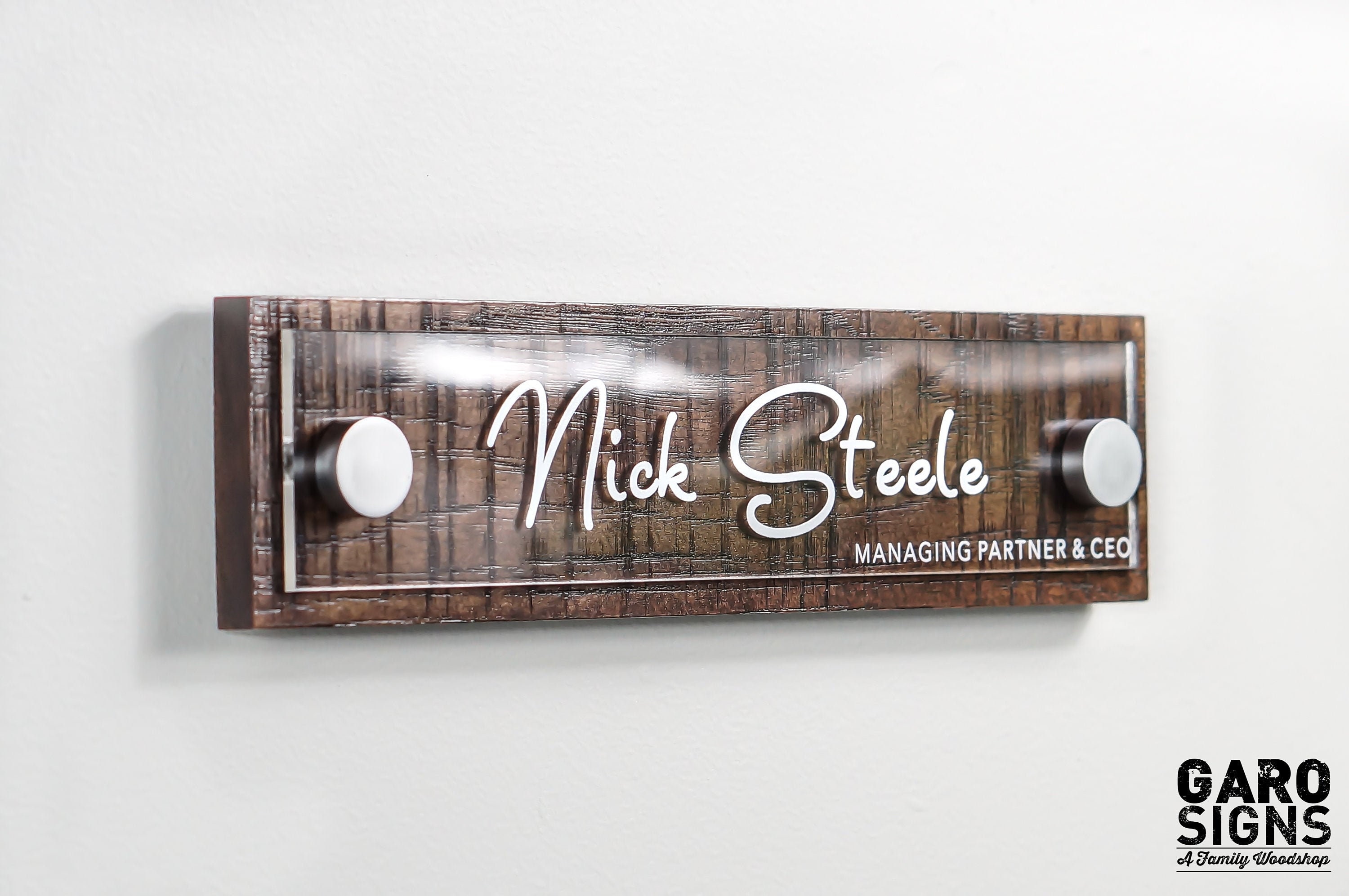 door-sign-family-name-plate-door-sign-home-d-cor-signs-trustalchemy