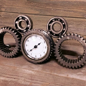 Custom Steel Gear Desk Clocks - Etsy