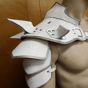 Leather Armor Dragon Scale Spiked Shoulder - Etsy