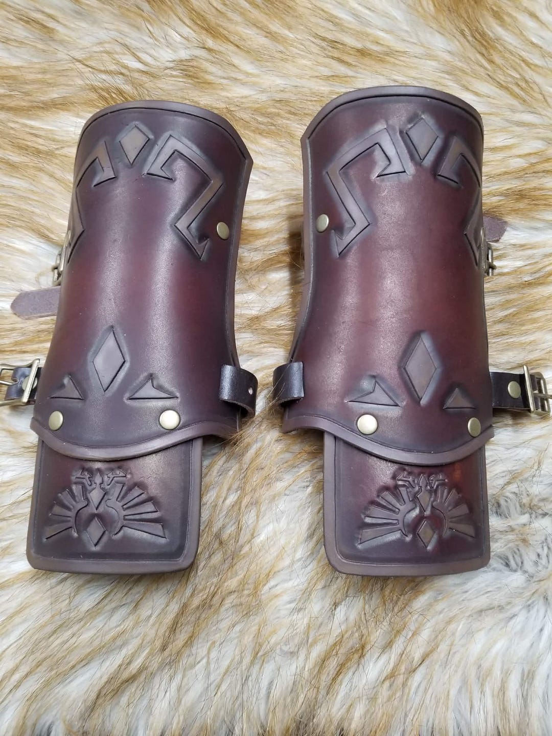 Leather Tears of the Kingdom Link Gauntlets: Custom Zelda Cosplay Armor ...