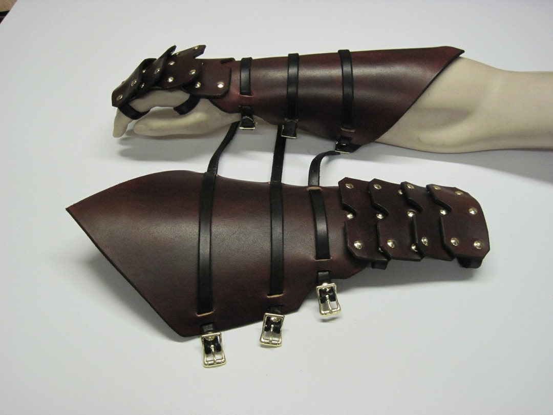 Custom Leather Armor Gauntlets: Reverse Clamshell Barbarian LARP ...