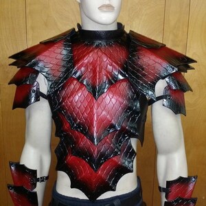 Dragon Scale Leather Armor Set: Custom Gothic LARP Cosplay Costume - Etsy