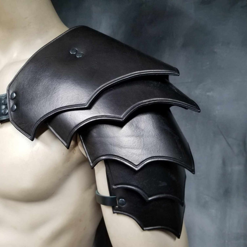 Shoulder Armor.leather - Etsy