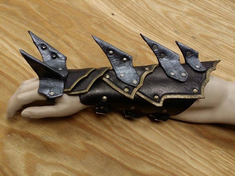 Spiked Barbarian Leather Shoulder Armor: Custom LARP Cosplay Pauldron ...