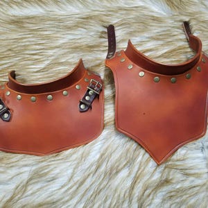 Custom Leather Gorget: Gothic LARP Armor, Cosplay Neck Guard - Etsy