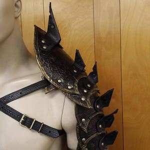 Spiked Leather Shoulder Armor: Custom LARP Cosplay Pauldron - Etsy