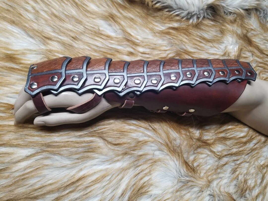 Leather Dragonscale Gauntlets: Custom Barbarian Armor, LARP Cosplay - Etsy
