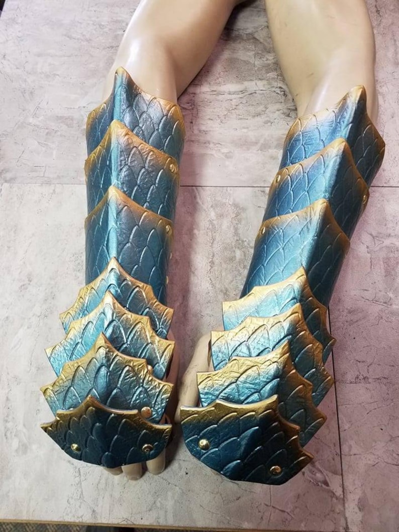 Dragon Scale Leather Gauntlets: Custom LARP Cosplay Armor - Etsy