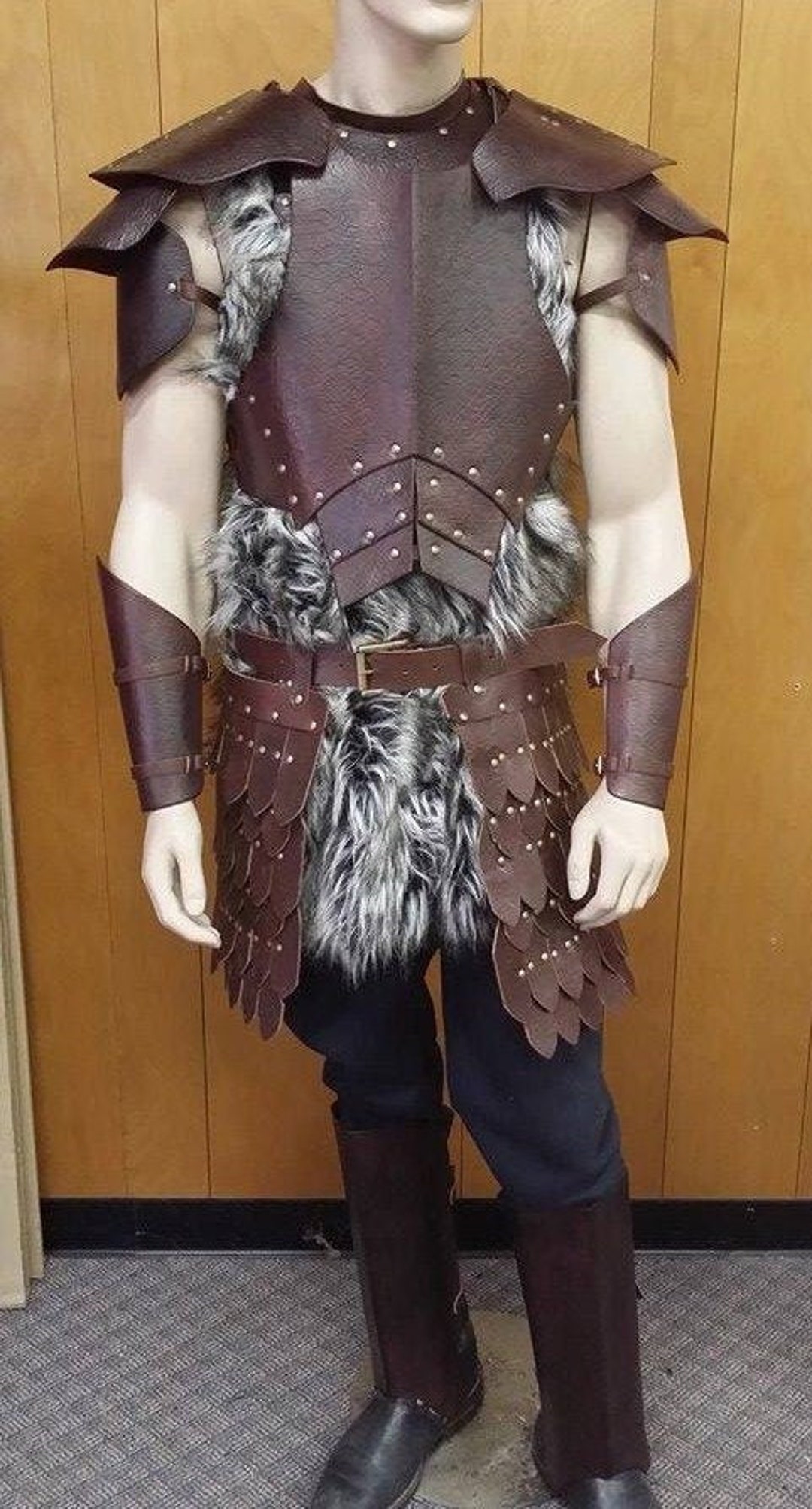 Handcrafted Barbarian Leather Armor Set: Custom LARP Cosplay Costume - Etsy
