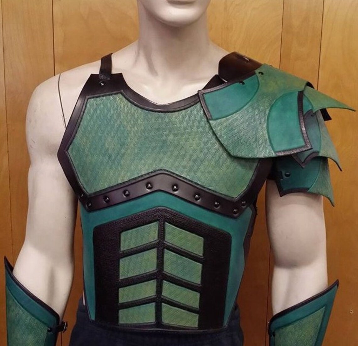 Leather Armor Deluxe Juggernaut Chest, Back, and Shoulders - Etsy