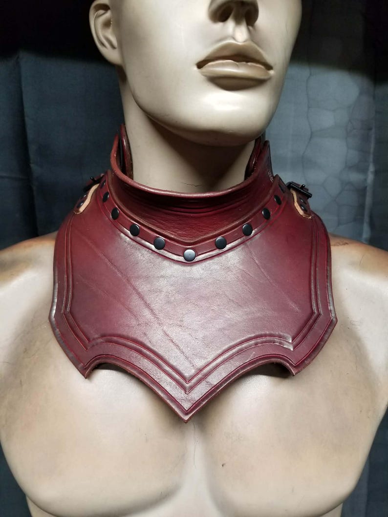 Custom Leather Gorget: Gothic LARP Armor, Cosplay Neck Guard - Etsy
