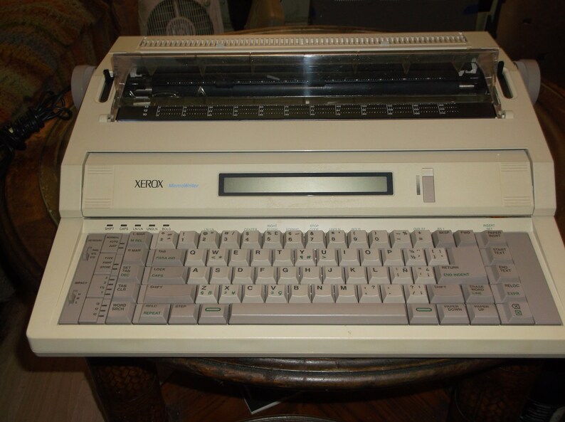 Xerox Memorywriter Almacenamiento de memoria y pantalla grande - Etsy ...