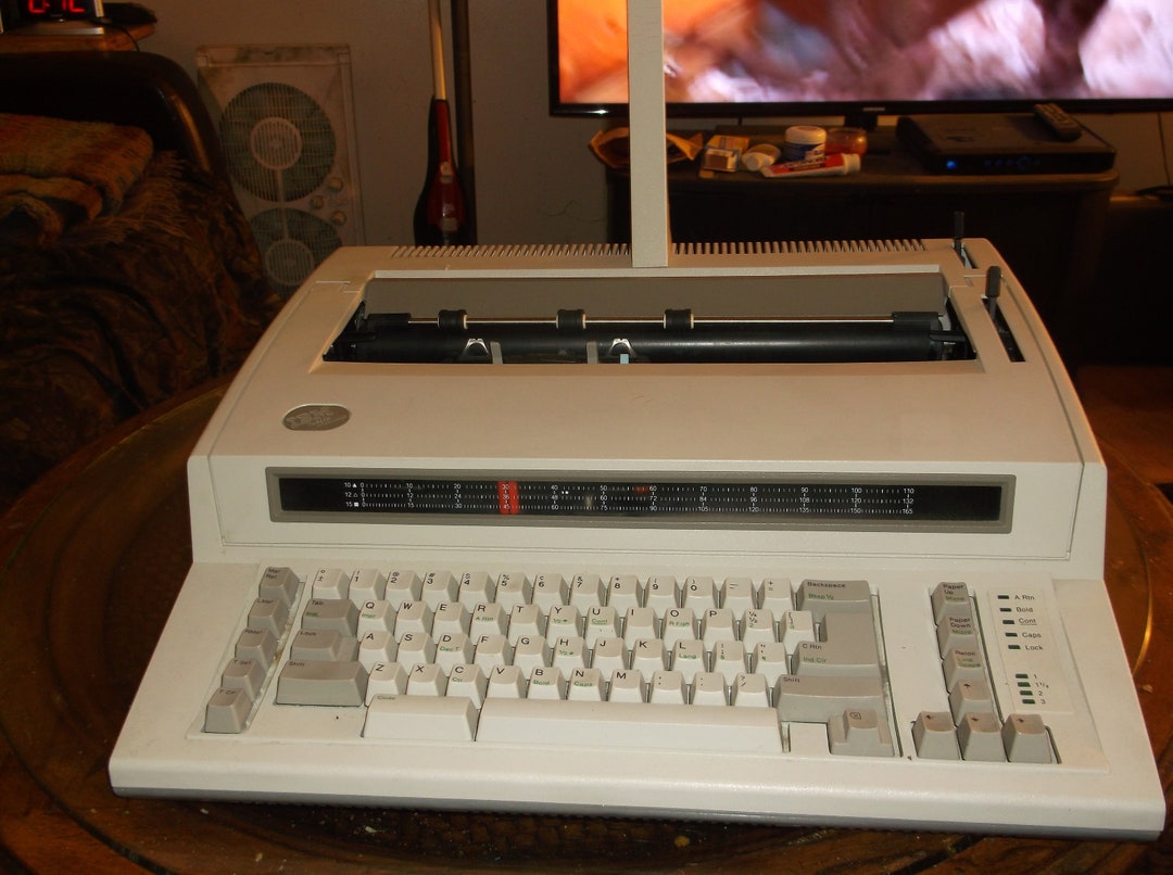 Heavy Duty Offic IBM Typewriter - Personal Wheelwriter - With 14.75 ...