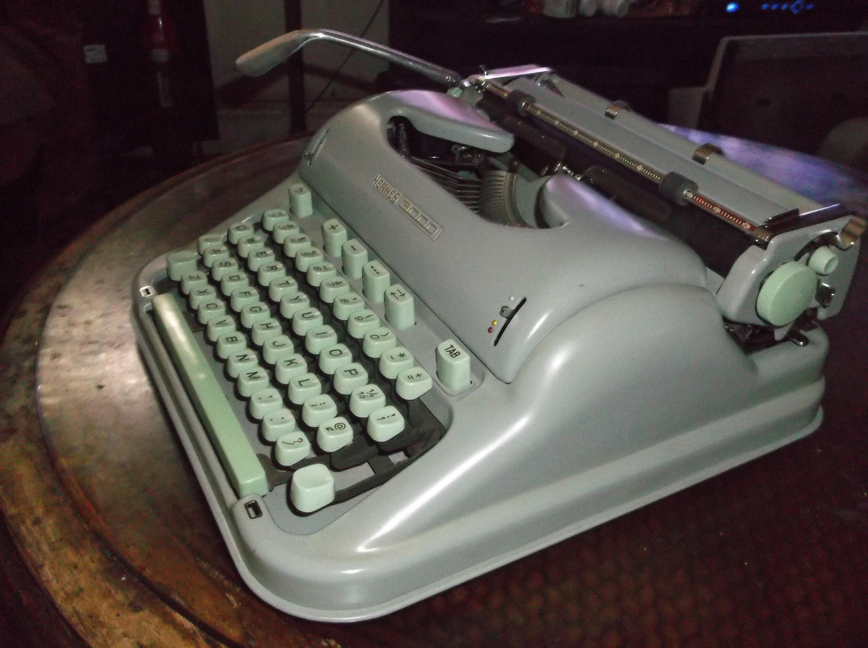 1960s Very Rare Cursive Script Mint Condition Hermes 3000 the Rolls ...