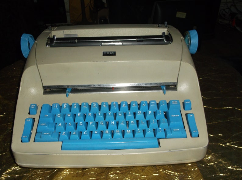 IBM Selectric I Typewriter W/ Blue Keycaps Serial No#4048034 Extremely ...