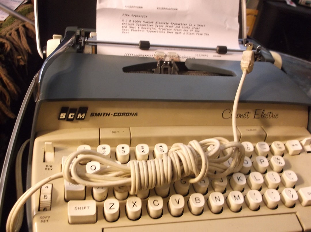 S C M Electric Cornet Electric Typewriter With Manual Carrage Return ...