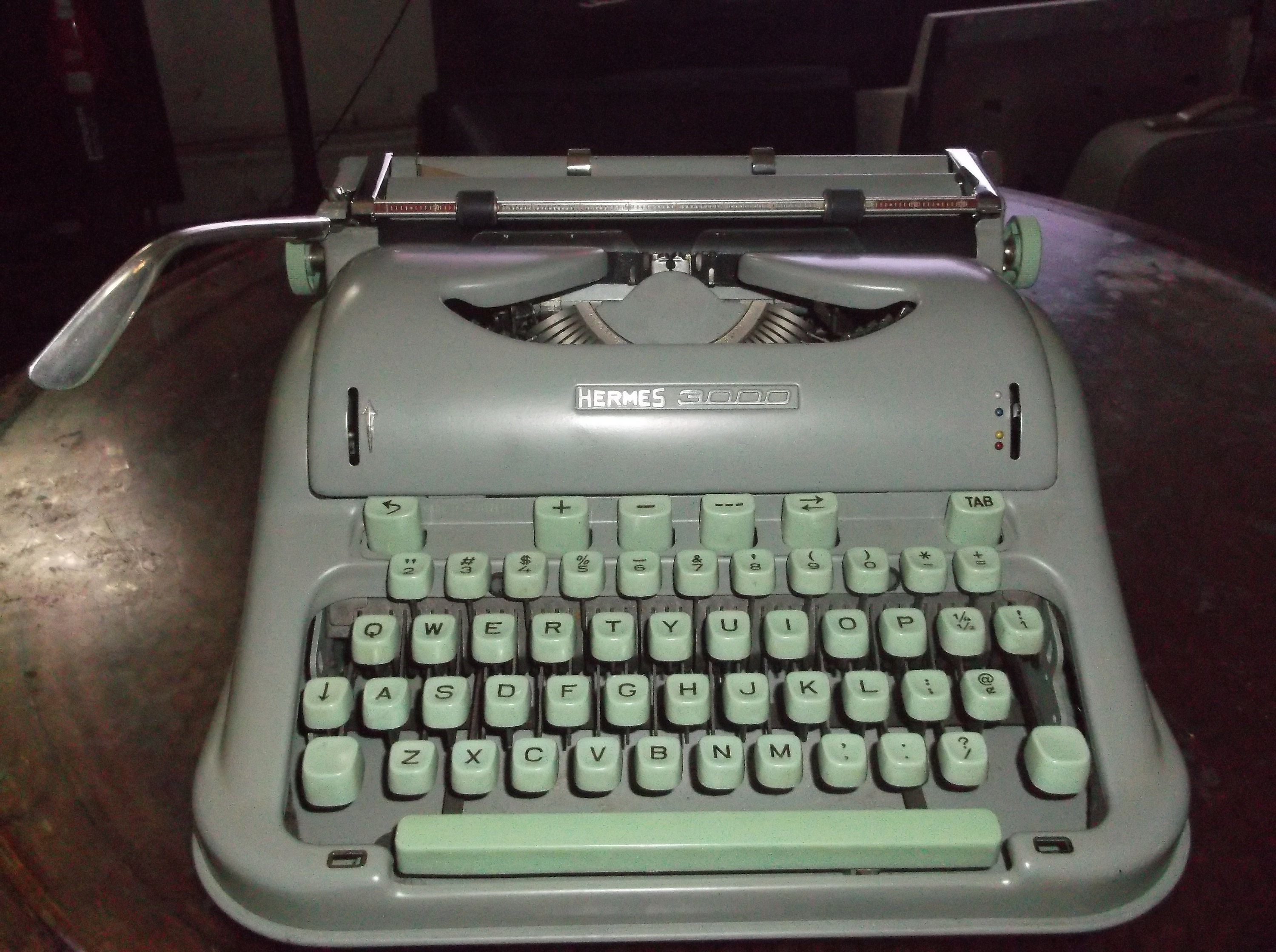 1960s Very Rare Cursive Script Mint Condition Hermes 3000 the Rolls ...