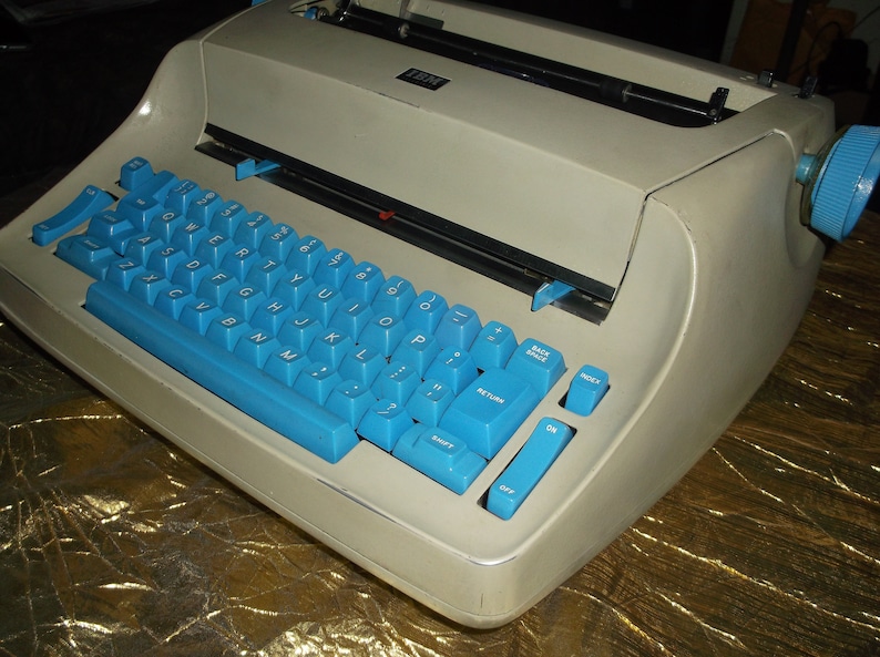 IBM Selectric I Typewriter W/ Blue Keycaps Serial No#4048034 Extremely ...