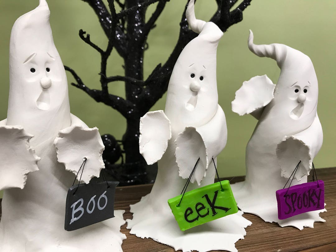 Ghost Holding Halloween Signs, Spooky, Eek, Boo, Halloween Ghost ...