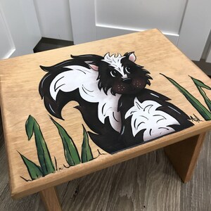 Stool, Skunk Stepping Stool, Skunk Bathroom Stool, Woodland Room, Skunk ...