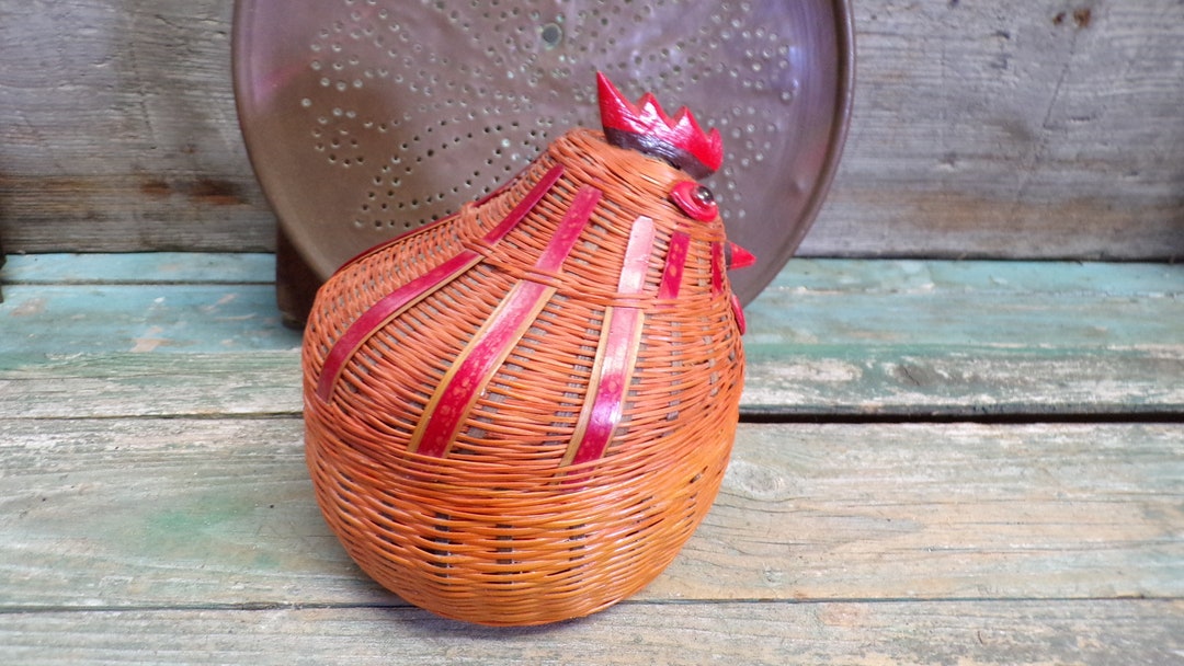 French Vintage Wicker Chicken Jewelry Box S607 - Etsy
