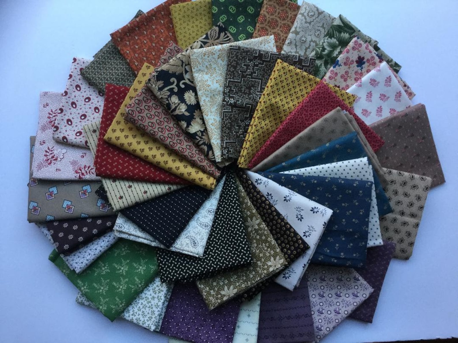 Reproduction Fat Quarter Bundle of 10 - Assorted - Etsy