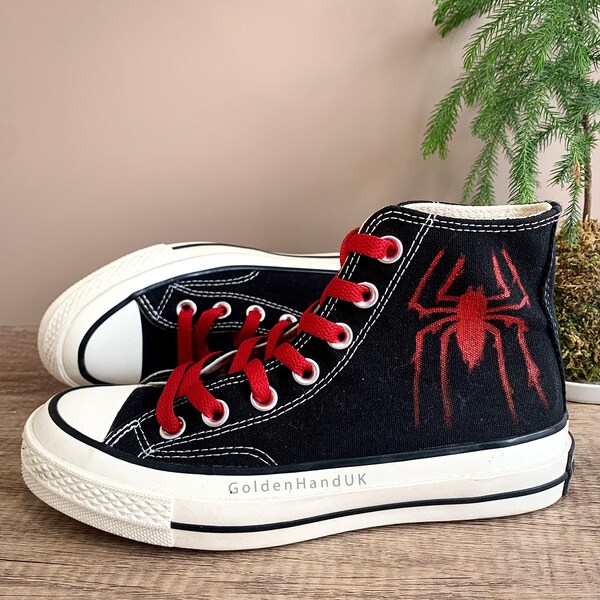 Converse Drawing - Etsy