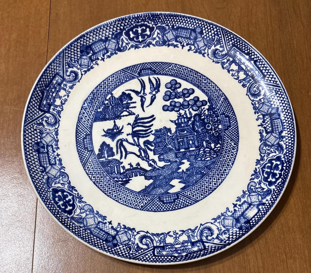 9 Inch Blue Willow Plate Unmarked - Etsy